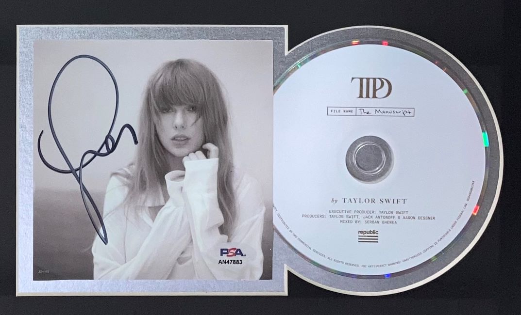T Swift Signed Framed TTPD CD Insert w/ 8x10 Travis Kelce Photo PSA/DN ...